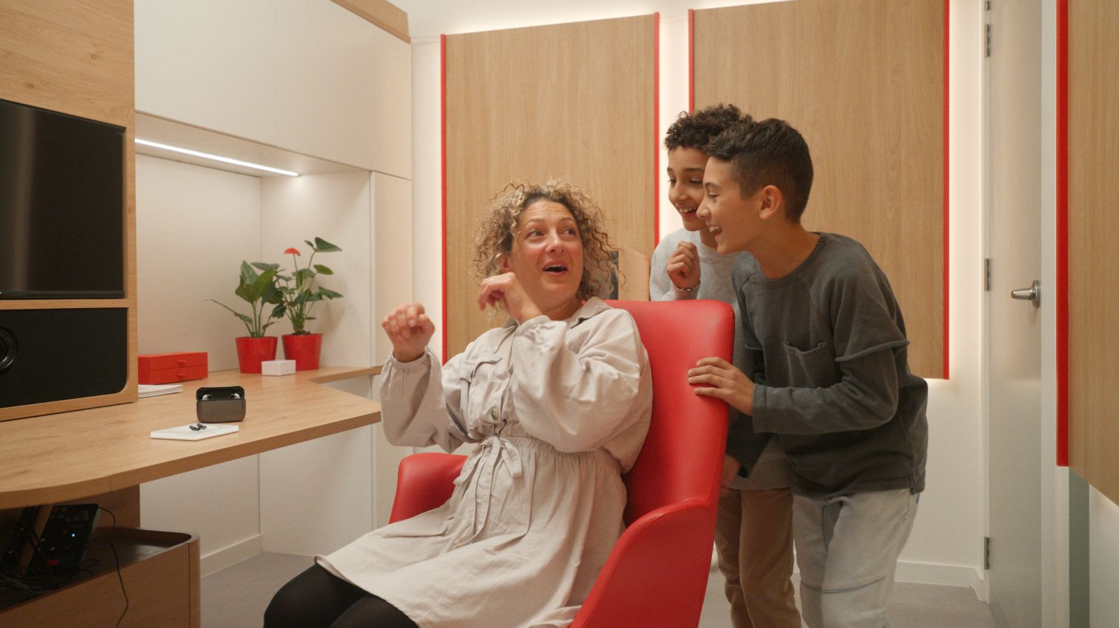 Hearing aids insurance coverage in Australia | Amplifon AU