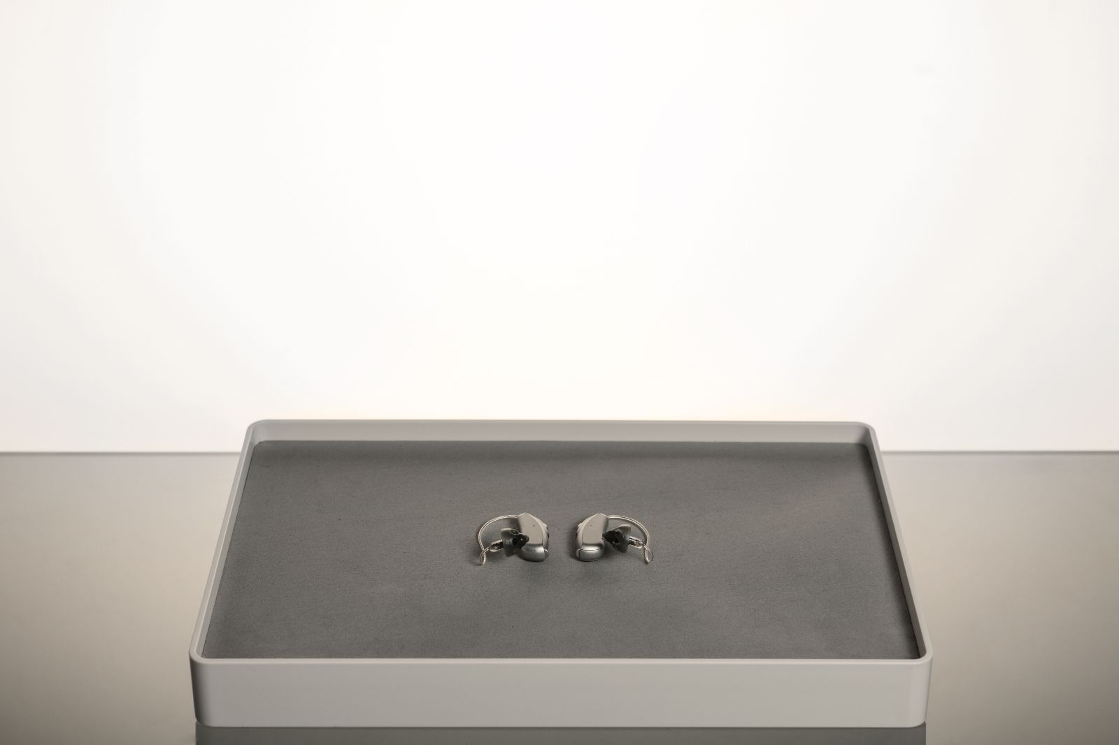 Cochlear implants vs bone anchored hearing aids (BAHA)